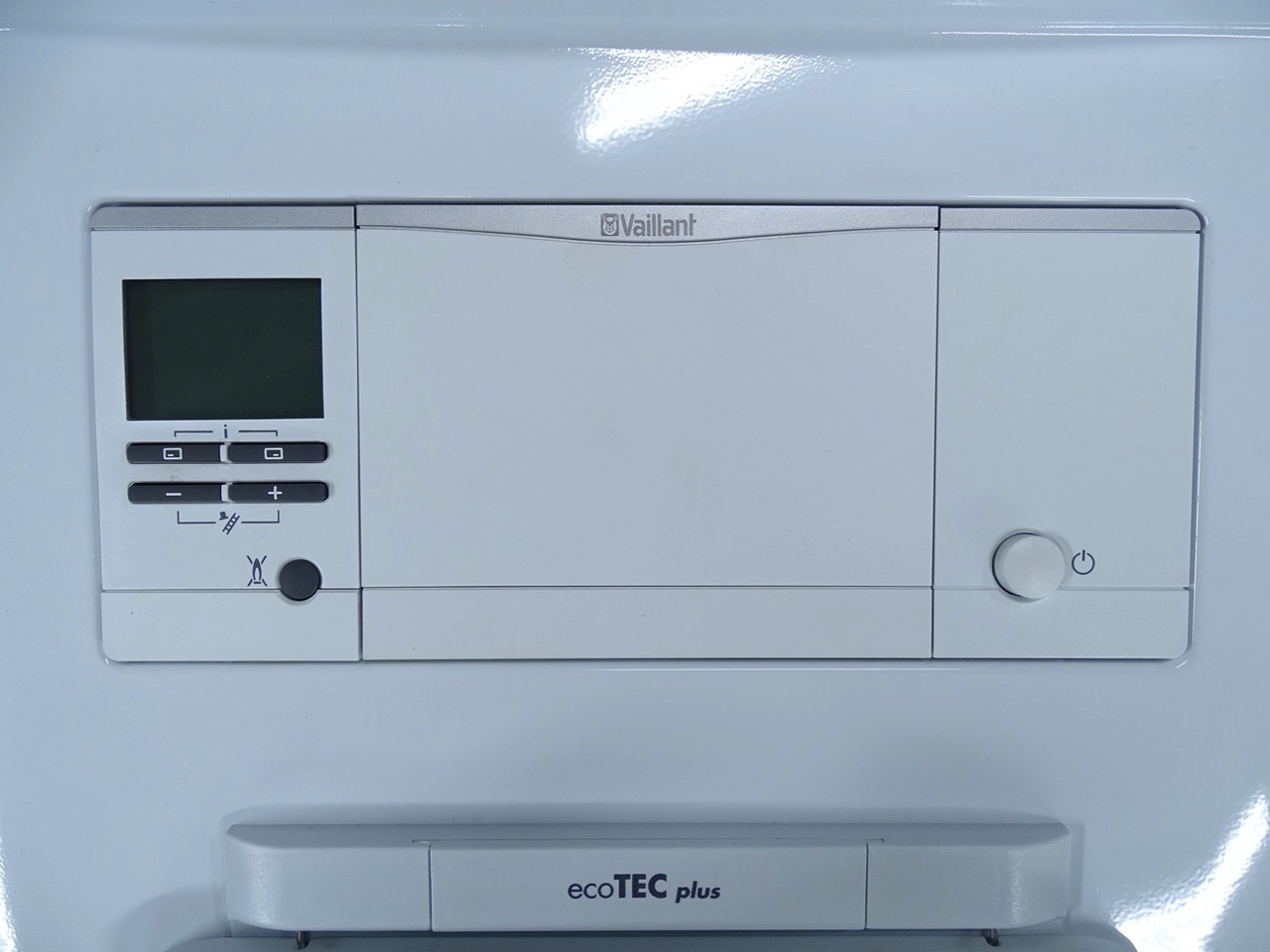 Vaillant ecoTEC plus VC 206/5-5 (E-DE) R6 Brennwert-Gas-Heiz-Therme 20kW Bj.2020 | intec-heizung.de